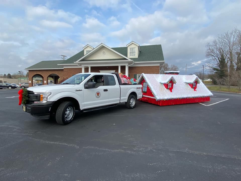 Santa Float for the 2021 Town of Chilhowie Christmas Parade - Town of ...